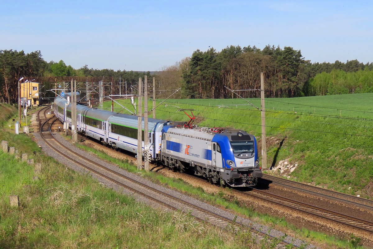 Lokomotywy wielosystemowe z Newagu dla PKP Intercity - Portal Ilostanu Pojazdów Trakcyjnych